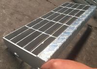 China Galvanized Serrated Grating Stair Treads - Mild Steel Anti-Slip Bridge Decking 1-2 Inch Thickness for sale