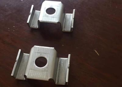 China Galvanized Steel Bar Grating Clips Type C with M8 Bolt in 30-50mm Sizes for Industrial Flooring for sale