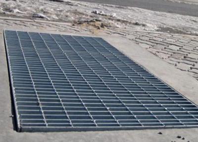 China Galvanized Cast Iron Trench Drain Grates 1000mm Width with 10-20 Year Lifespan for Industrial Drainage for sale