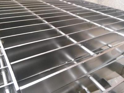 China ISO9001:2015 Stainless Steel Grating 6000x1000mm with 20-40mm Pitch Options for Industrial Platforms for sale