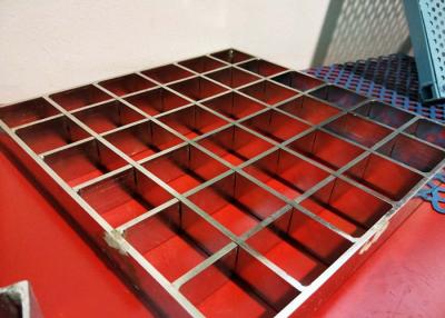 China 500mm × 500mm Stainless Steel Press Lock Grating for Stormwater Drainage Systems for sale
