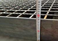 China Hot Dip Galvanized Heavy Duty Bar Grating for Industrial Catwalks - 25x3mm to 100x10mm Sizes, ASTM A36 Steel for sale