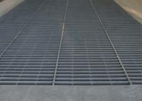 China Heavy Duty Steel Grating 25x3 to 100x10mm Bearing Bars with 83.3% Open Area for Industrial Flooring for sale