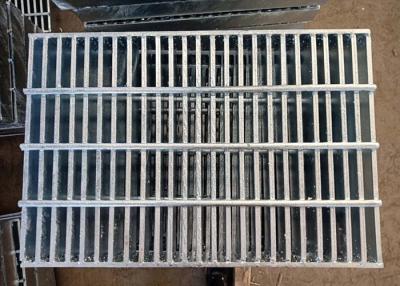 China Hot Dip Galvanized Heavy Duty Steel Grating 19-W-2 with 50×5mm Bearing Bars and Serrated Surface for sale