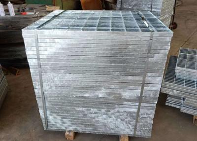 China Hot Dip Galvanized Steel Driveway Grates Bearing Bar 25x5mm Cross Bar Pitch 50mm for sale