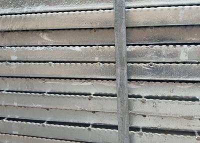 China 19-W-2 Welding Serrated Steel Grating 1m x 6m Panels Hot Dip Galvanized ISO for sale