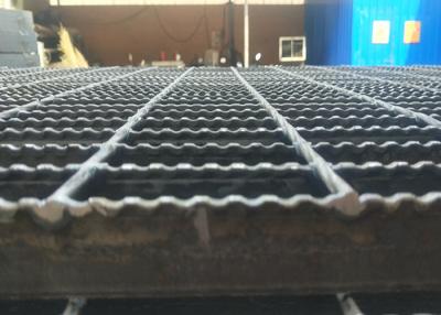 China Serrated Steel Grating G254/40/100 25mmx4mm Bearing Bar 40mm Spacing Industrial Walkway for sale