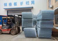 China Hot Dip Galvanized Steel Grating 40x5mm Round Cross Bar for Power Plant Platforms for sale