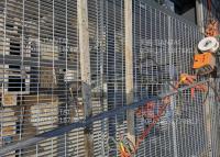China Industrial 32x5 Welded Steel Bar Grating Suspended Working Platform Hot Dip Galvanized for sale