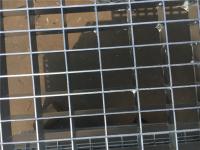 China Welded Floor 32x3 Industrial Steel Grating For Platform for sale
