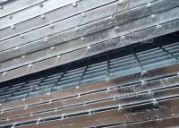 China Light Duty Serrated Bar Grating Hot Dipped Galvanized Steel 30x3mm 6000x1000mm for sale