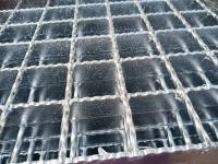 China Hot DIP Galvanized Serrated Steel Grating 25x5mm Bearing Bar for Industrial Platform for sale
