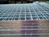 China Welding Galvanized G253/30/100 Serrated Steel Grating for sale