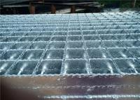 China Hot Dipped Galvanized Serrated Steel Grating 5x5mm Cross Bar 30mm Spacing Walkway Platform for sale