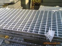 China Galvanized Serrated Steel Grating 25x5mm Bearing Bar 41x100mm Pitch Industrial Safety Grid for sale