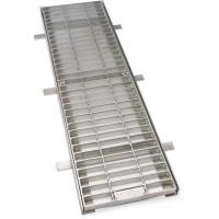 China Stainless Steel Trench Cover Plate 30mm Bearing Bar Pitch Heavy Duty Drain Grating for sale