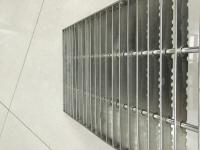 China Hot Sale Easy Installation Aluminum Grating Shower Grate 30mm 40mm Pitch ISO Manufacturer for sale
