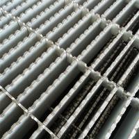 China Aluminum Galvanized Serrated I-Bar Grating 30mm 40mm Pitch for Walkway Floor for sale