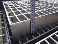 China Industrial Heavy Duty Carbon Galvanized Steel Bar Grating 30mm 40mm Pitch for sale