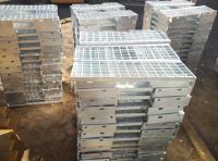 China Q235 Hot Dipped Galvanized Steel Stair Treads Grating 255/30/100 for Industrial Flooring for sale