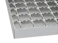 China Customized Q235 Hot Dip Galvanized Steel Bar Grating Walkway Platform Stair Treads 25x5mm for sale
