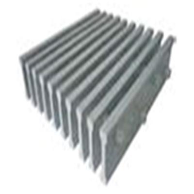 China Heavy Duty Steel Bar Grating Walkway Drain Cover Hot Dip Galvanized 30mm Pitch for sale