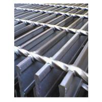 China Heavy Duty Steel Bar Grating Walkway Drain Cover Hot Dip Galvanized 30mm Pitch for sale