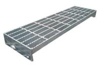 China ISO 9001 Certified Steel Stair Tread Grating 25x5mm High Strength Anti Slip for sale
