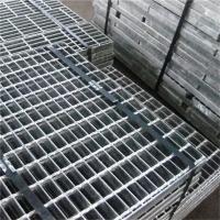 China Hot Dipped Galvanized Steel Grating 30x3mm Bearing Bar for Heavy Load Platforms for sale