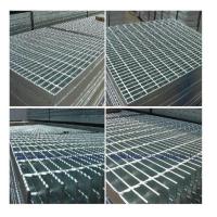 China Hot Dipped Galvanized Steel Grating 25x5mm Bearing Bar 30mm Pitch Heavy Load for sale