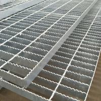 China 32X5X3 Galvanized Serrated Steel Bar Grating for sale