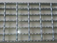 China Hot Dipped Galvanized Steel Grating Step 7/16 inch 25x3 mm for Safety Walkway for sale