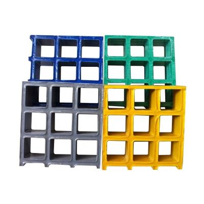 China 38x38x38mm FRP Grating Working Platform Corrosion Resistant 68% Open Area for sale