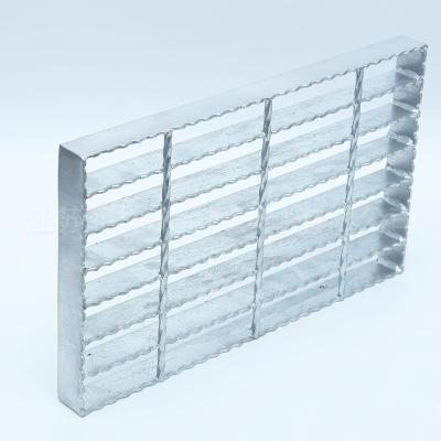 China Hot Dipped Galvanized Platform 6mm Serrated Steel Grating Welded Walkway for sale