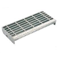 China Hot Dipped Galvanized Steel Grating Fence Kick Plate 25x3mm High Strength for sale