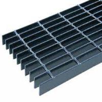 China Plank Serrated Carbon Steel Bar Grating 32x5mm Black Paint Surface Treatment for sale