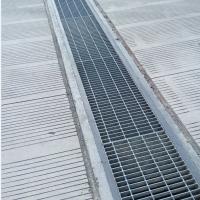China 10mm High Load Capacity Galvanized Trench Drain Covers Stainless Steel for sale