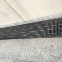 China Hot Dipped Galvanized Steel Channel Drain Grate Cover 25mm Angle Industrial Grating for sale