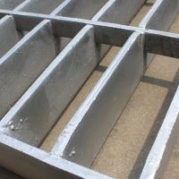 China Hot Dip Galvanized Serrated 30x3mm Press Lock Steel Grating for sale