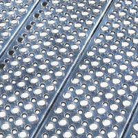 China Pre Galvanized 5mm Steel Safety Grating Stair Tread with Anti-Skid Surface, Width ≤1000mm Length ≤4000mm for sale