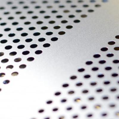 China Decorative Punched Round Hole Perforated Metal Plate 0.5m Width for Outdoor Wall Applications for sale