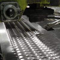 China Steel Grip Strut 316 Stainless Steel Safety Grating for Stair Treads and Walkways 4-3/4