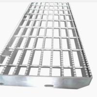 China 1.5mm Hot Dipped Galvanized Checker Plate Nosing Stair Treads for Walkway for sale