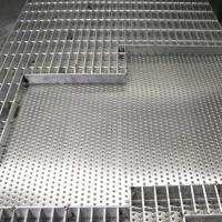 China Hot Dip Galvanized Compound Steel Grating G255/30/100 4mm Checkered Plate for sale