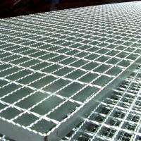 China 2mm Thickness Hot Dip Galvanized Serrated Steel Grating For Floor for sale