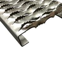 China Industrial Stainless Steel Anti Slip Grip Strut Grating 30mm Walkway Platform for sale