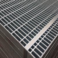 China Hot Dip Galvanized Serrated Carbon Steel Bar Grating 25x5mm for Drainage Covers for sale