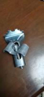 China Hot Dip Galvanized Steel Grating Clips with 20-40mm Cross Bar Pitch and M8 Bolt Fastening for Industrial Platforms for sale