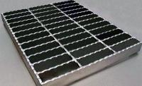 China Hot Dipped Galvanized Closed End Serrated Steel Grating 25x5mm Bearing Bar 30mm Pitch for sale