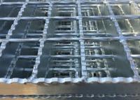 China Hot Dipped Galvanized Closed End Serrated Steel Grating 25x5mm Bearing Bar 30mm Pitch for sale